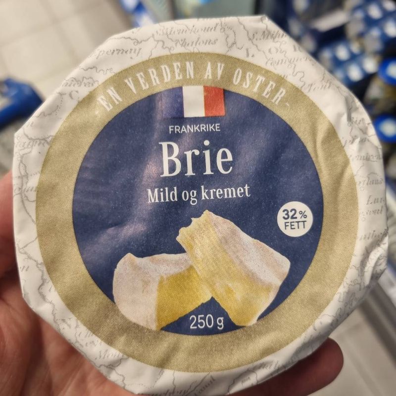 Brie, mild og kremet, Rema 1000 | Noba